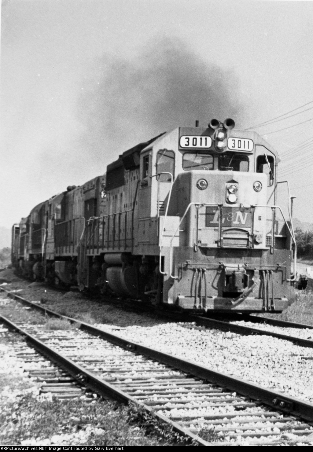 LN GP40 #3011 - Louisville & Nashville